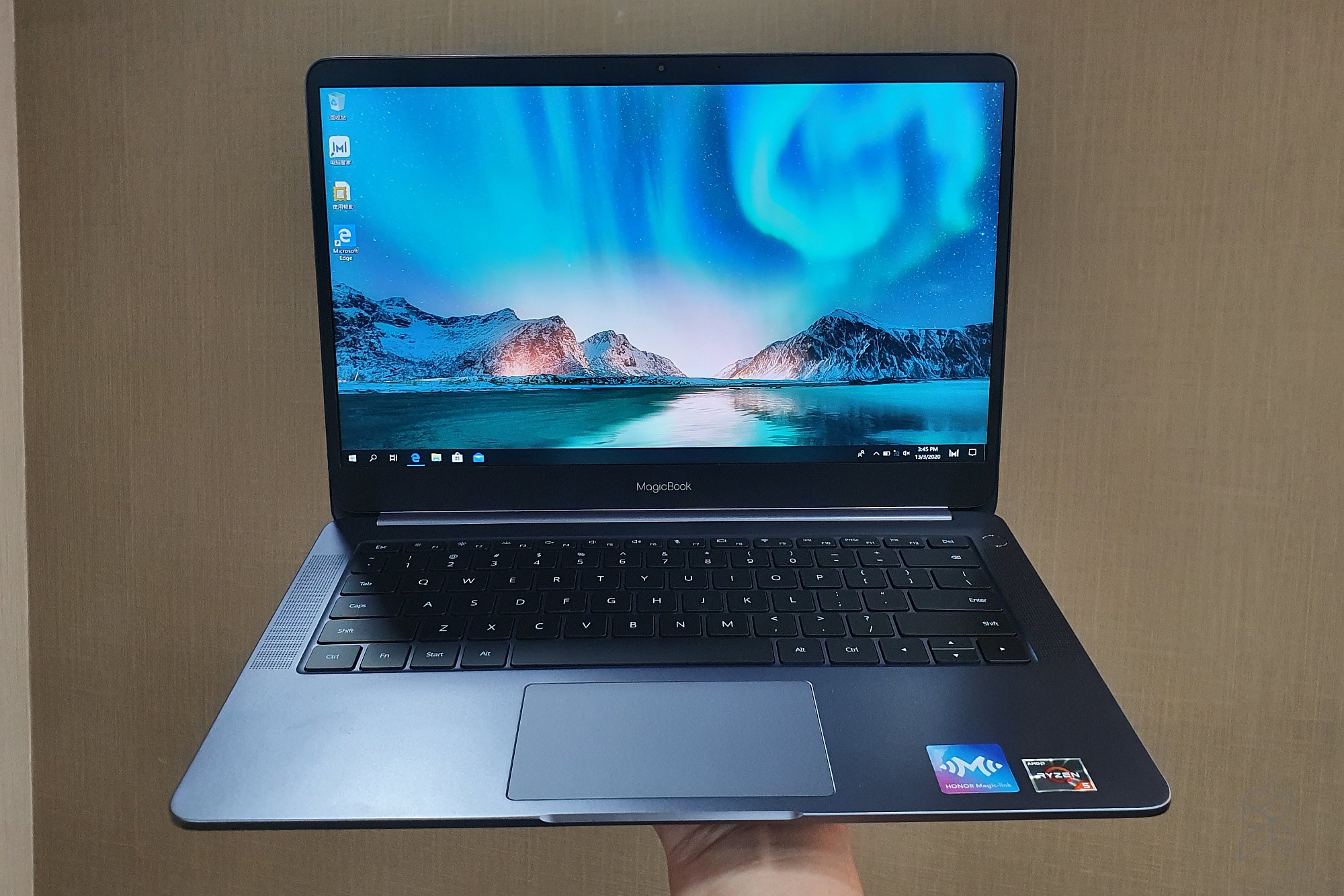 Laptop pertama Honor tampil di Malaysia dengan kuasa Ryzen 5 dan Vega 8 ...