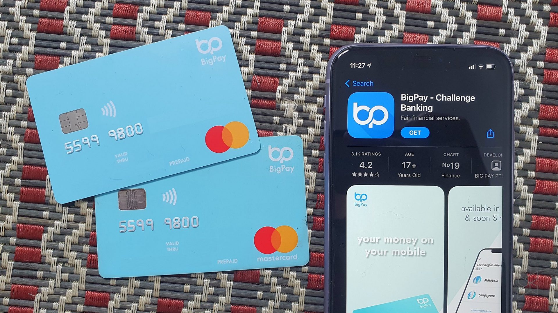 Maybank lancar aplikasi baharu MAE bersama kad debit - SoyaCincau.com