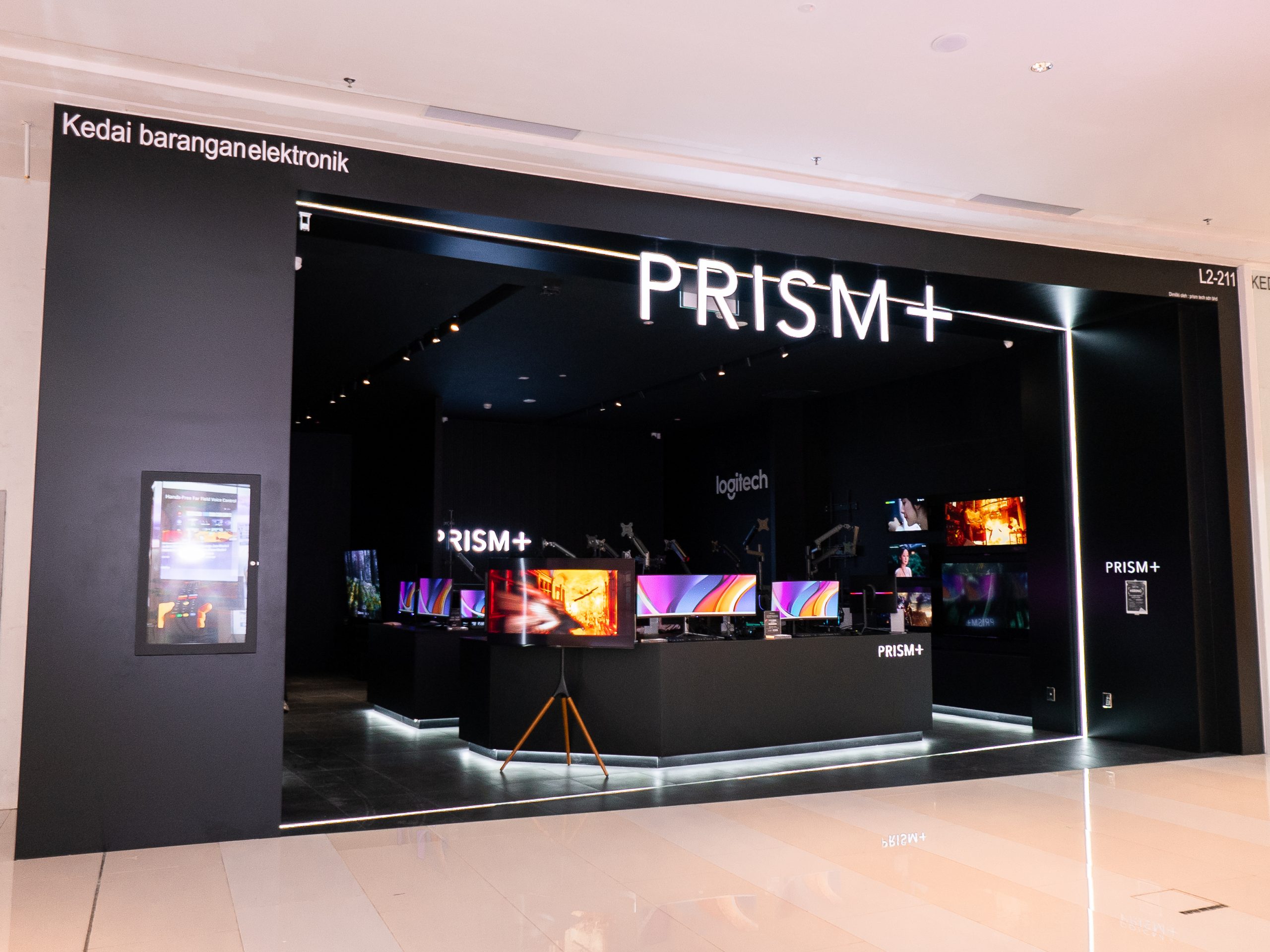 PRISM+ umum pelancaran kedai terbesar di Malaysia, beli TV percuma ...