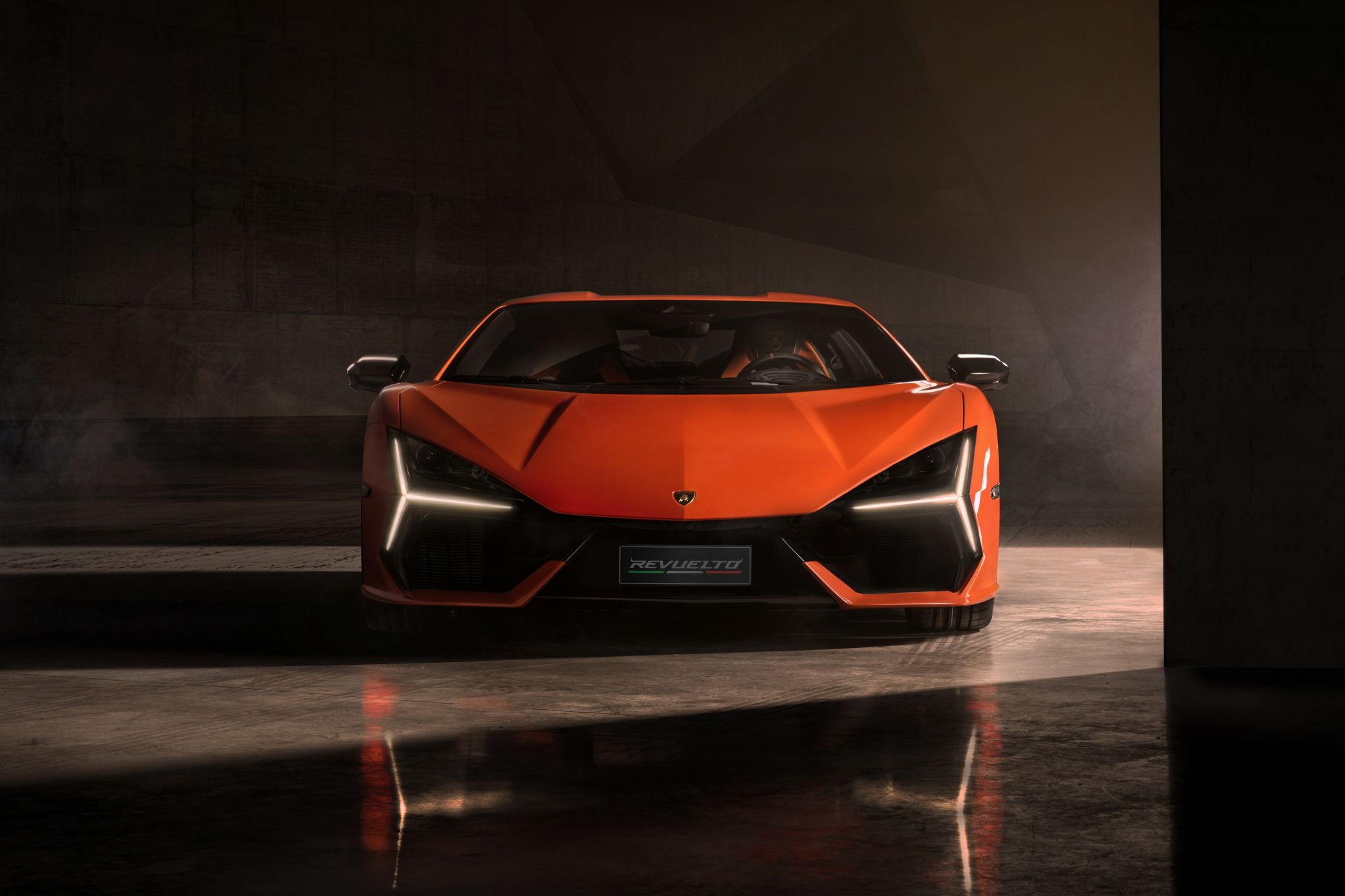Lamborghini umum kereta hybrid pertama mereka, Revuelto - SoyaCincau.com