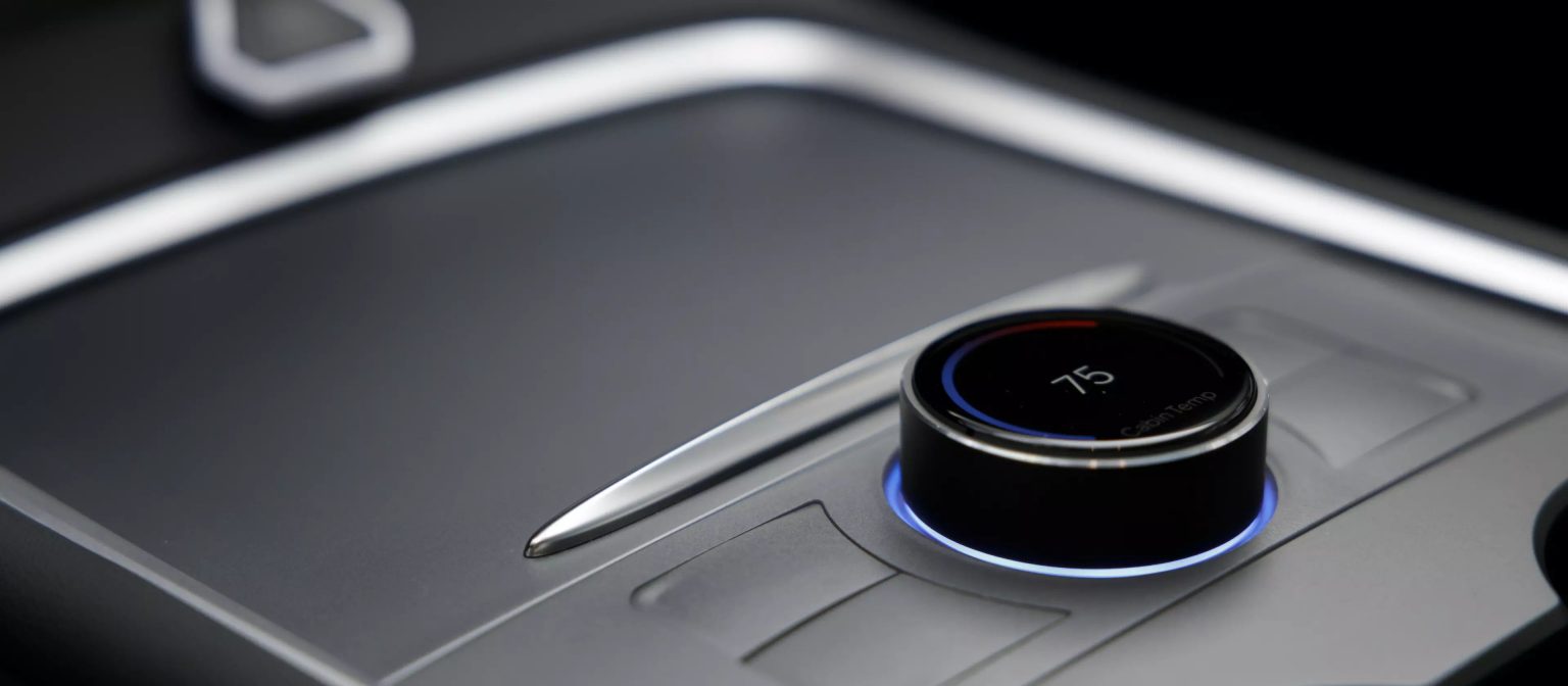 Janggal pandu Tesla tanpa butang? S3XY Knob ada solusinya - SoyaCincau.com