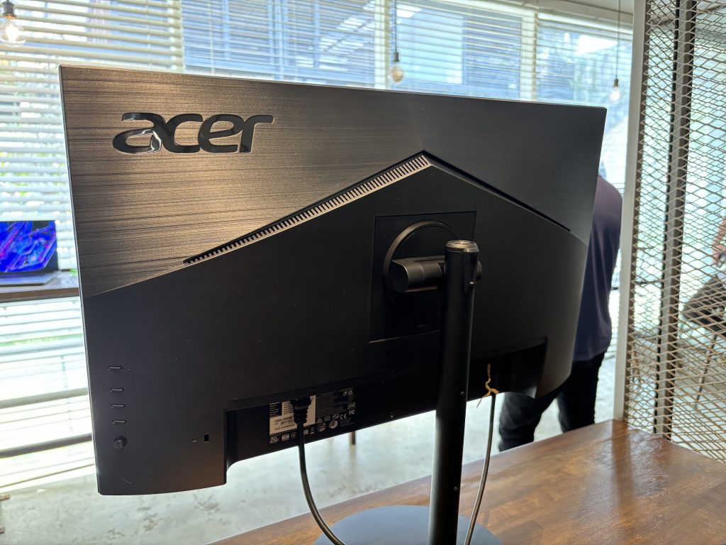 Acer lancar monitor baharu untuk gaming dan kerja dengan fungsi sentuh ...